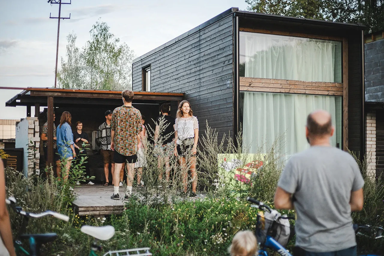 Mikrogalerii – Toetajad